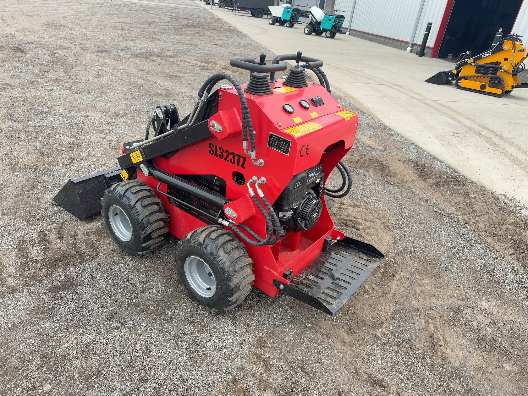 2026 SDLOOL SL-323TZ Mini Skid Loader